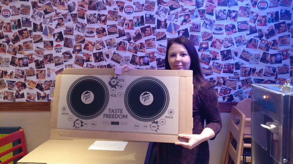 Pizza Hut’s Playable DJ Pizza Box Puts a New Spin on Food Promos – FAB News
