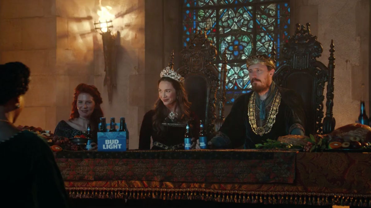 Bud Light Brings ‘Dilly Dilly!’ Phenomenon to the UK – FAB News