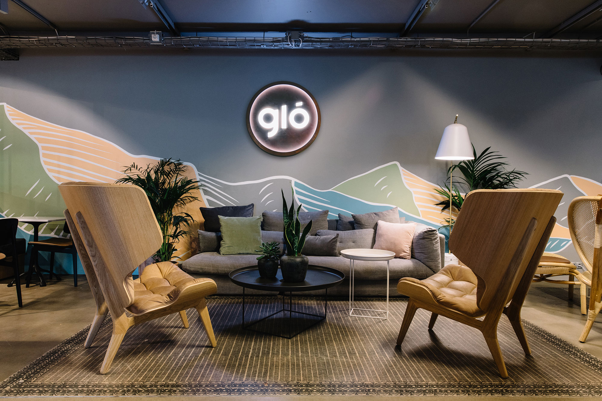 Create Your Inner Glo: Flagship Restaurant – FAB News